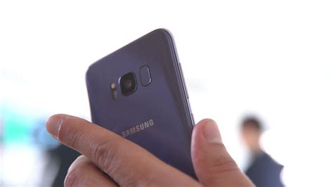 Samsung Galaxy S8 vs. Galaxy S8 Plus im Vergleich: Unterschiede und ...