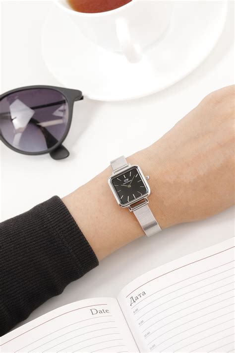 Женские наручные часы Daniel Wellington — купить на официальном сайте ...