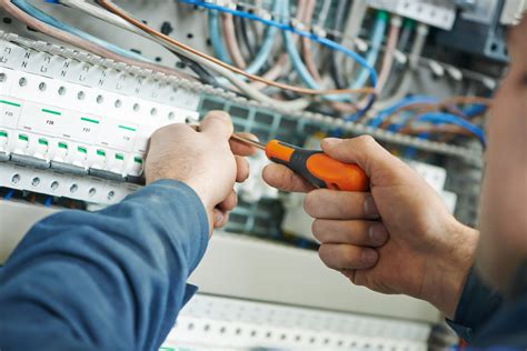 Elektricien - elektra-offerte.nl