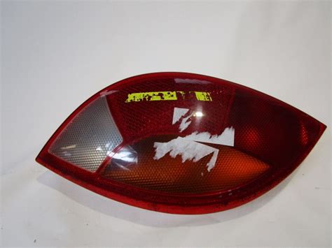 FORD KA 1.3 51KW 3P FARO FANALE POSTERIORE DESTRO 1120331 – Autoricambi ...