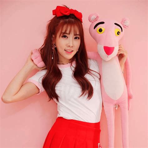 Laeun - CHIC&IDLE - Asiachan KPOP Image Board