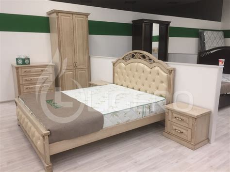 Спальный гарнитур Камила из массива сосны – купить в Москве за 183 860 ...