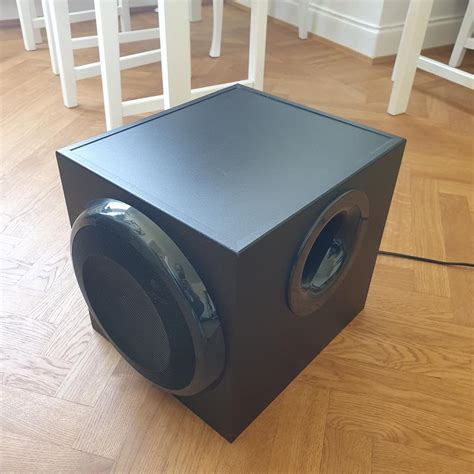 Logitech Z906 samt högtalarstativ in 11535 Stockholm for SEK 2,000.00 ...